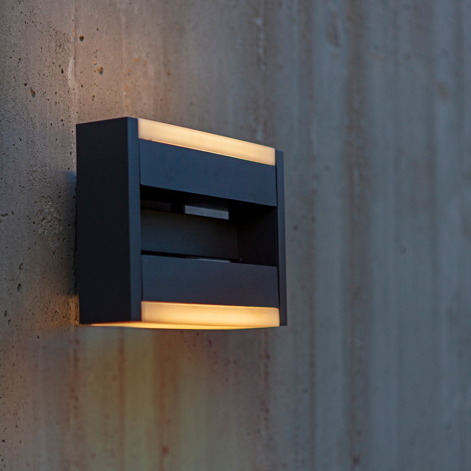 LED zidna svjetiljka CONROY - 5107001118 - LUTEC | Qactus